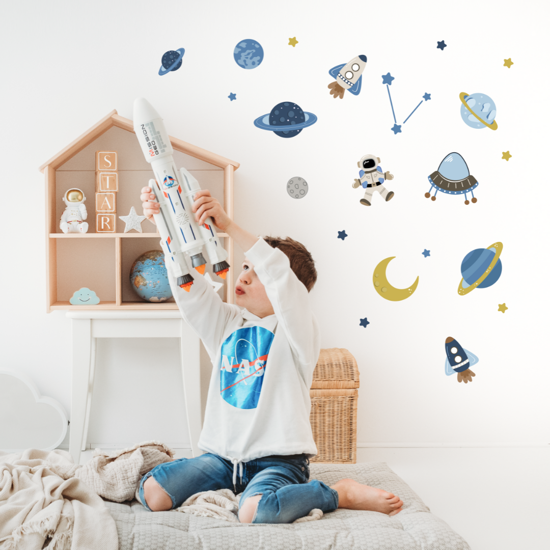 Wall Stickers «Astronaut in space» | Namelabels